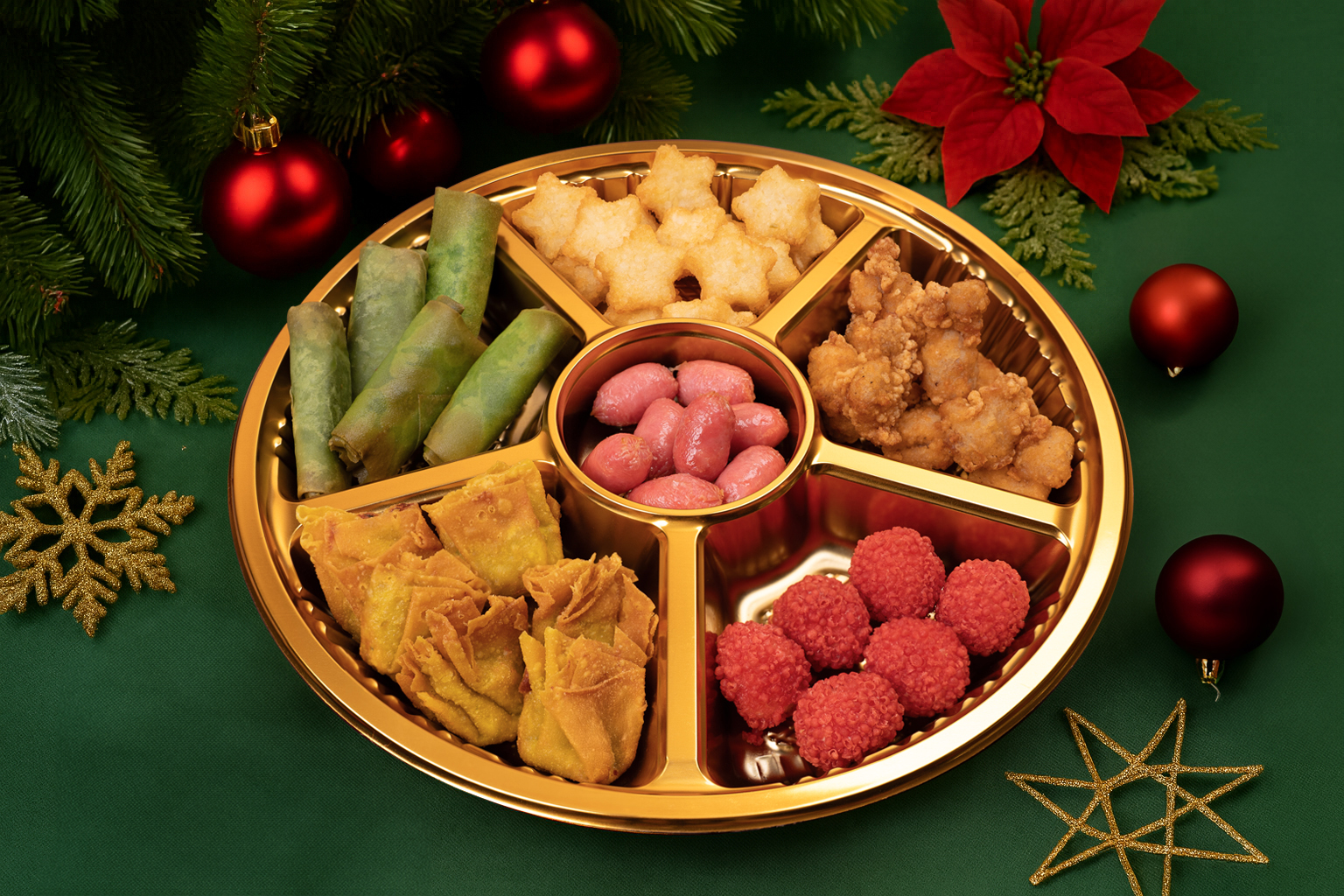 Timeless Christmas Traditions to Start With Your Family